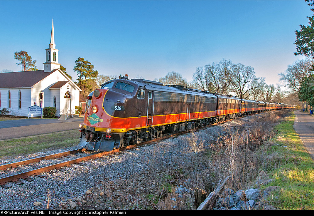 SLRG 518 Leads the City of Grenada